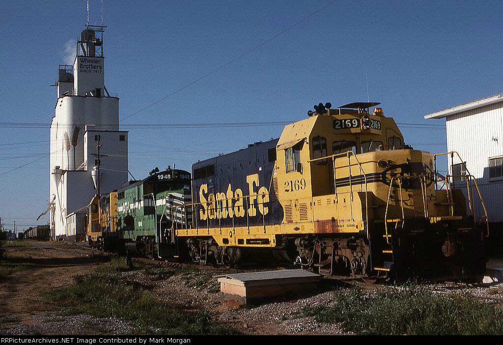AT&L (ATSF) GP7 2169
